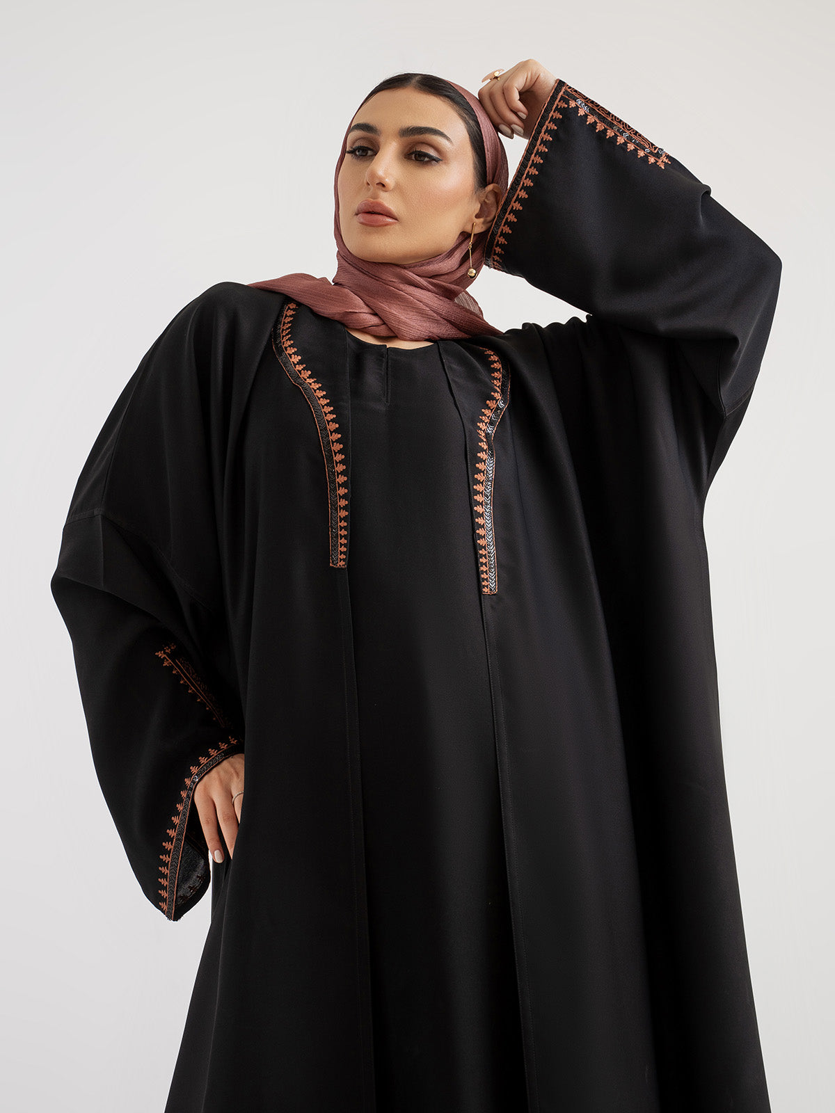 Abayas available online in Pakistan – The Hijab Company