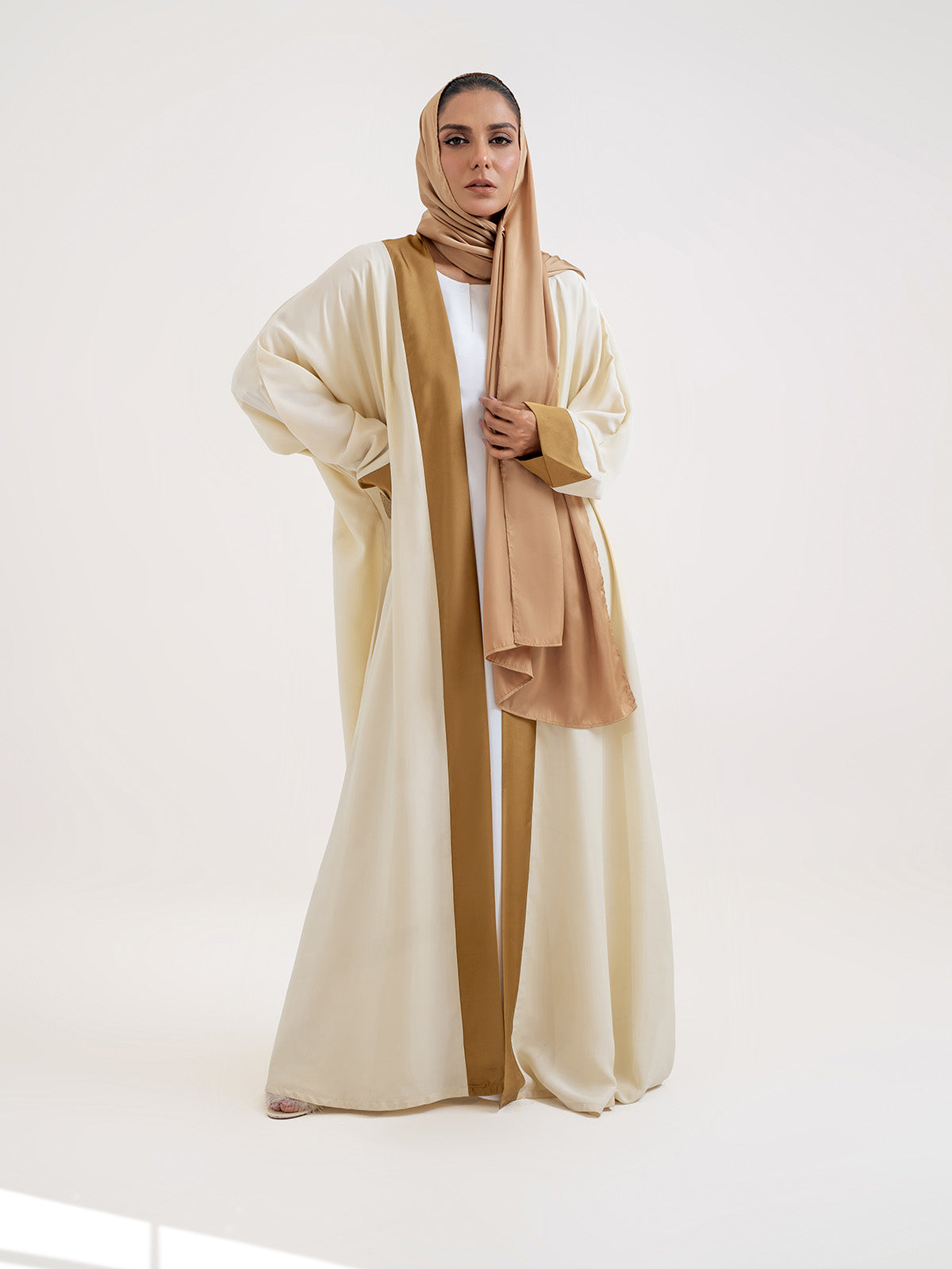 Abayas available online in Pakistan – The Hijab Company